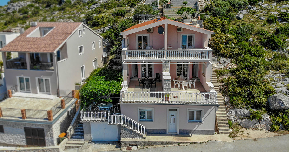 Contact & Booking - Apartments Robert - Primošten Bilo